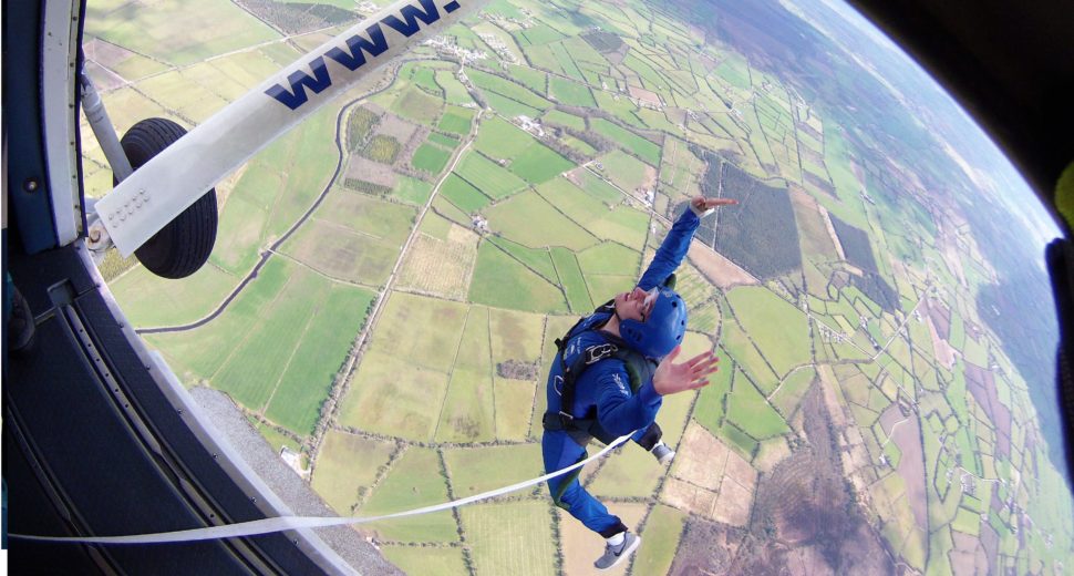 static_line_01_LARGE | Irish Parachute Club